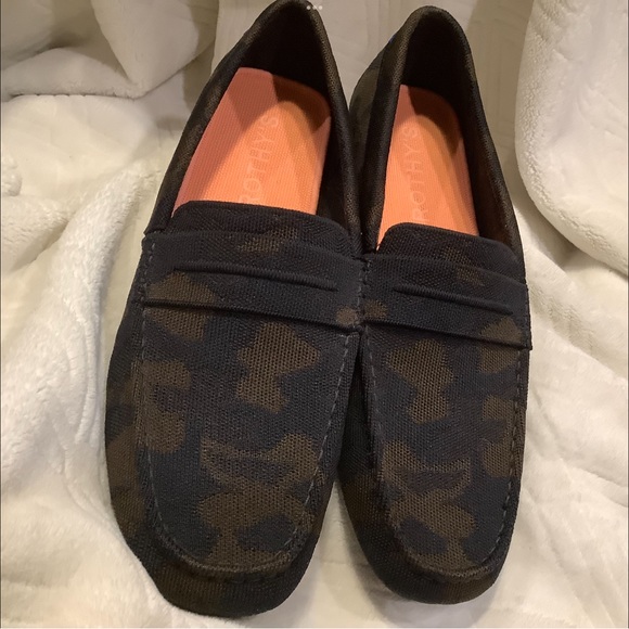 Rothy's | Shoes | Rothys The Driving Loafer Woodland Camo Knit Fabric ...